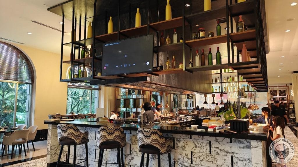 Breakfast Buffet at Sama-Sama Hotel KLIA - Journey Rambler