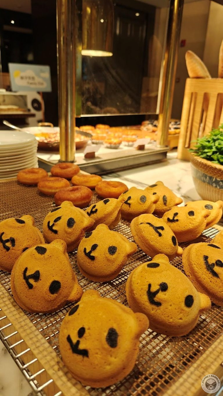 Breakfast Buffet at Grand Hyatt Hotel Chengdu - Journey Rambler